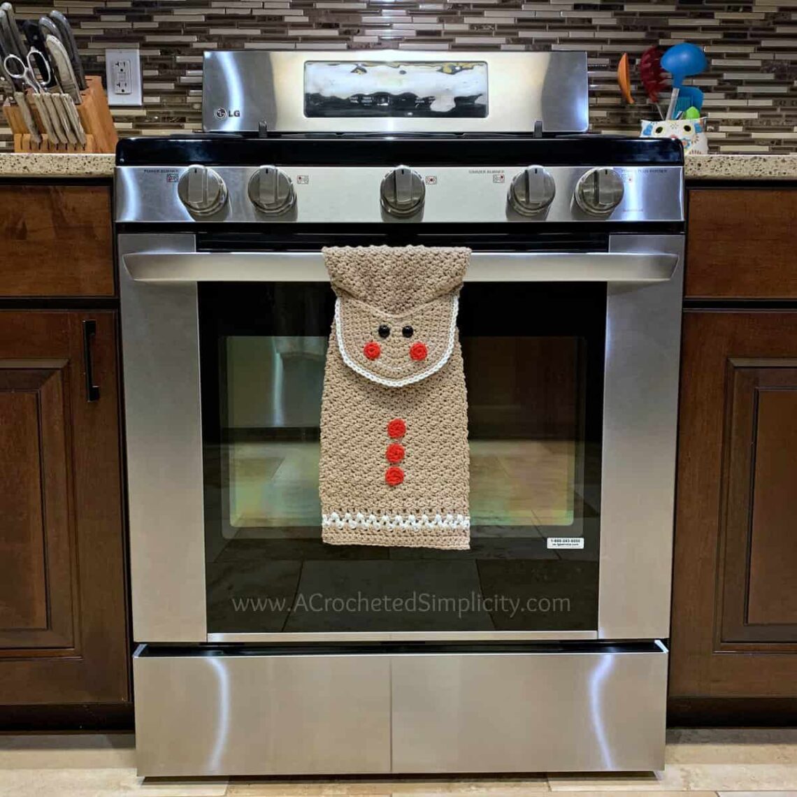 Crochet Gingerbread Man Patterns: Festive Holiday Decor - Amys DIY ...